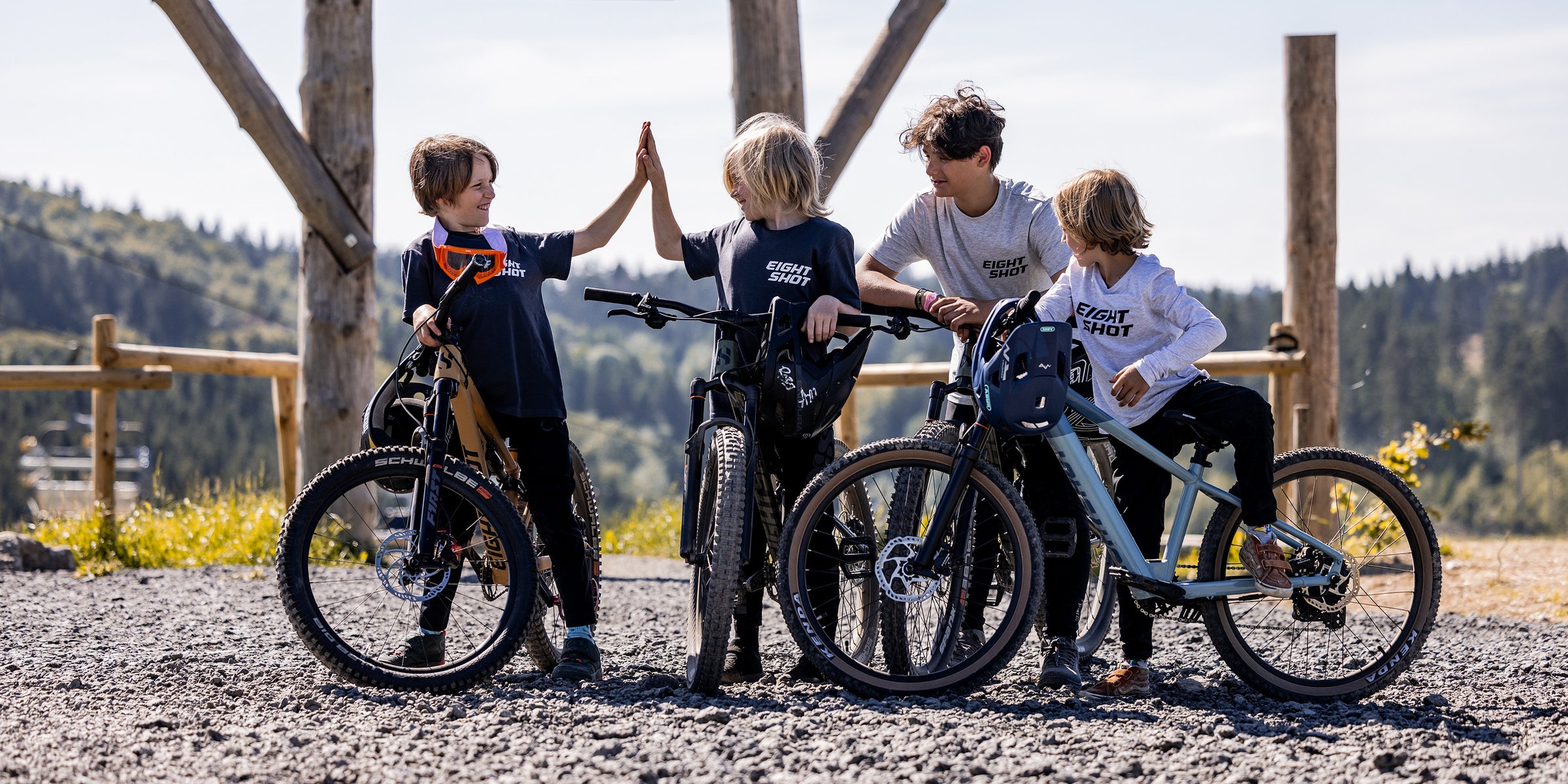 Tour Bikes | EIGHTSHOT Bicycles